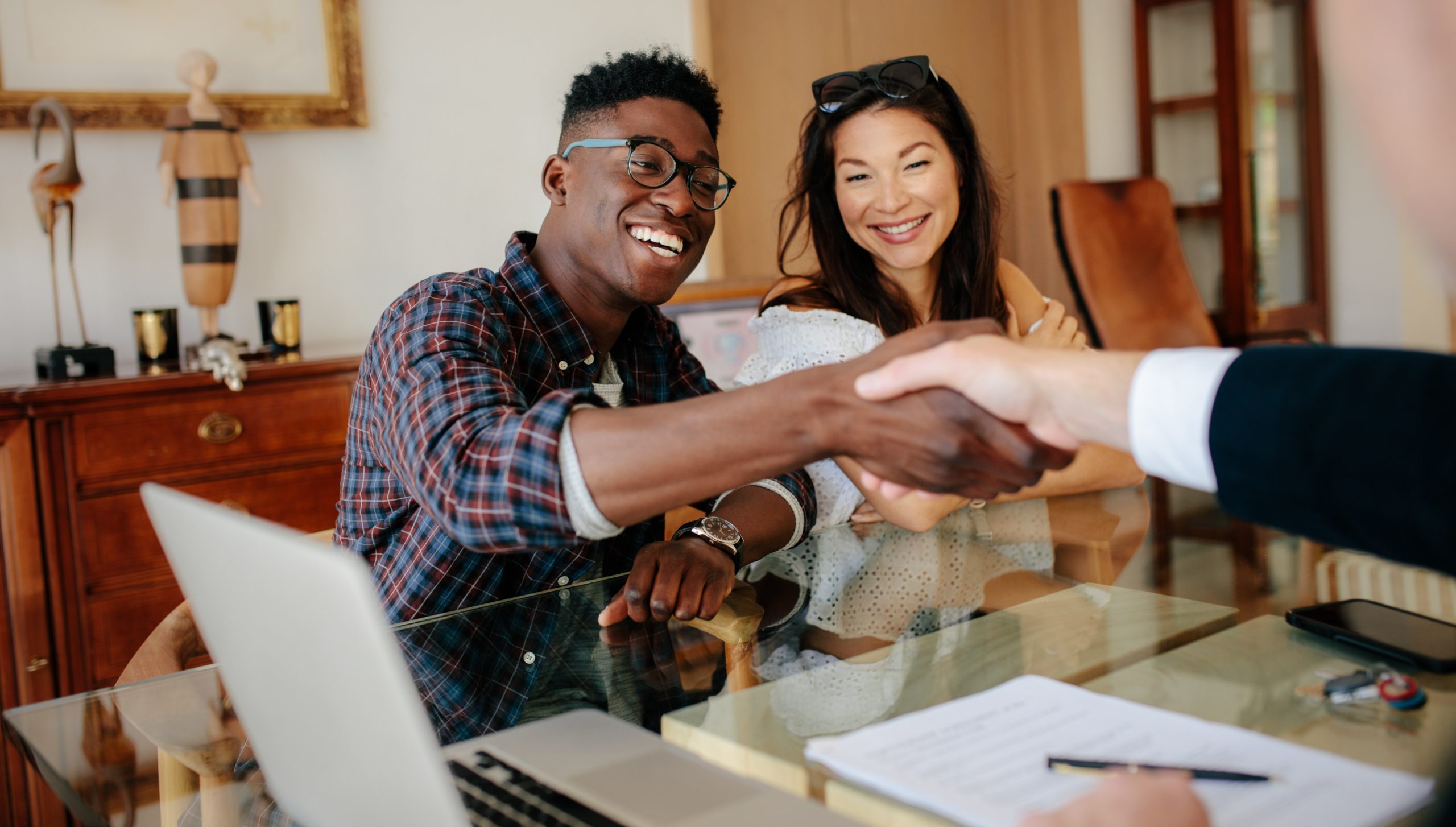 Top Four Ways to Maintain Contact with your Clients Post-Close